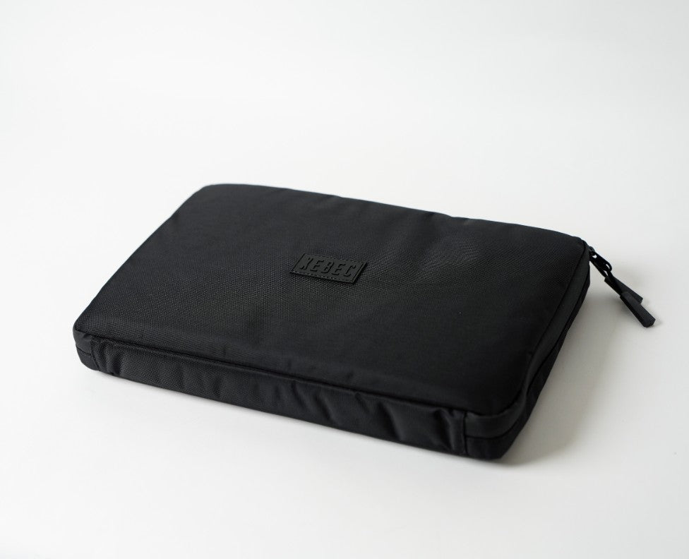 Tri-Screen 3 Travel Case – Xebec